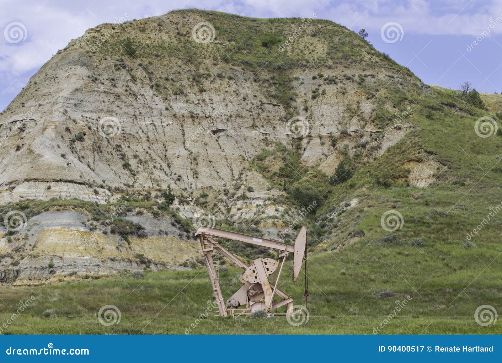 Oil Rig in North Dakota Badlands Stock Image - Image of extracting ...