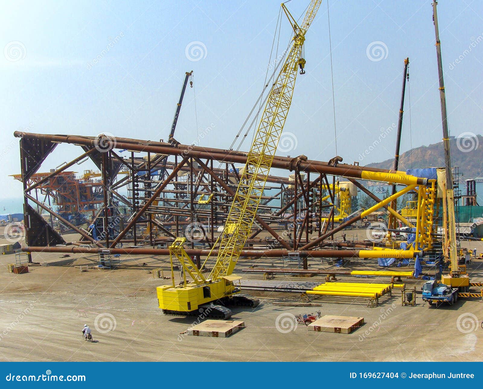 Rig Platform during Construction Stock Photo - Image of engineer ...