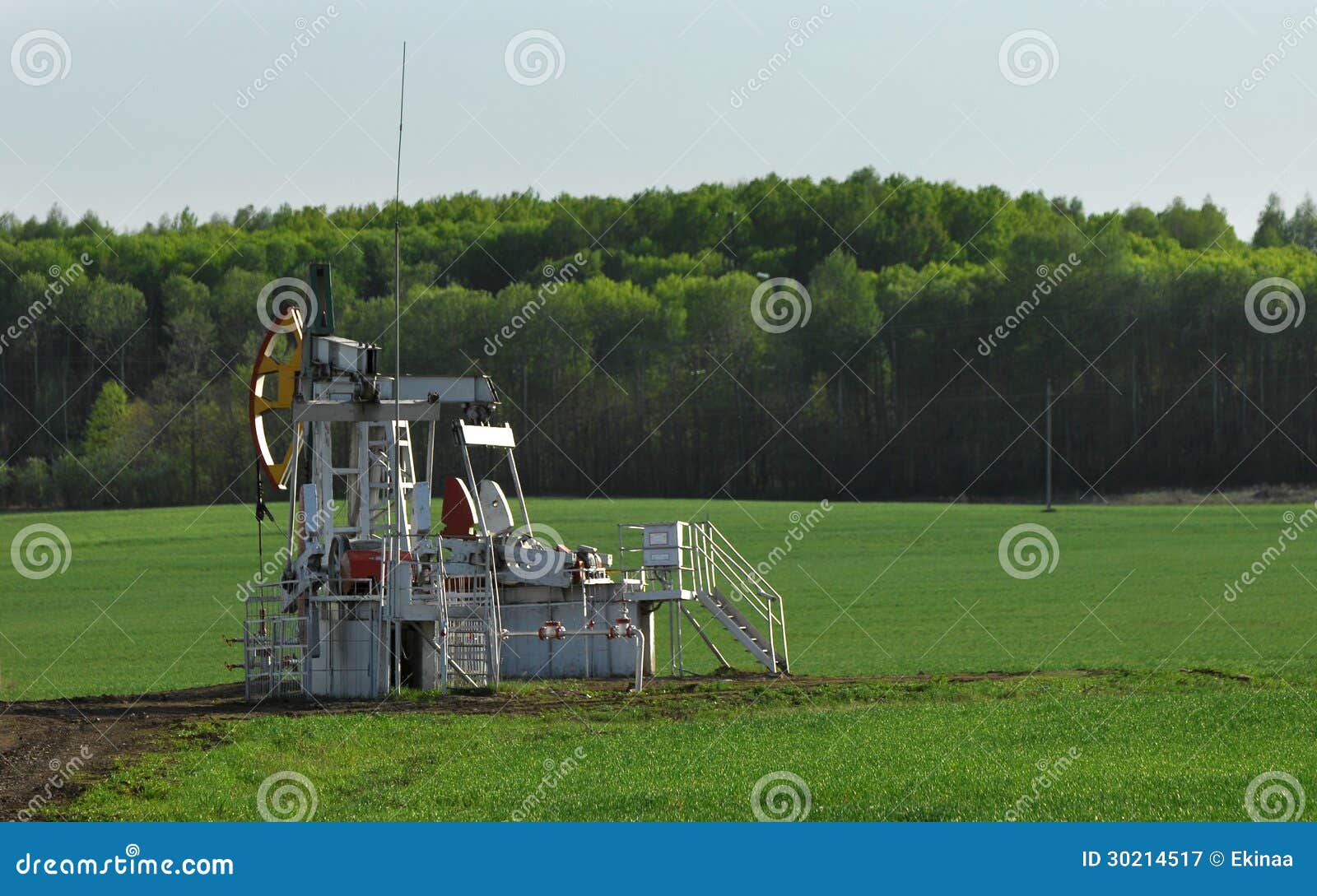 Oil rocking spring stock image. Image of oilfield, pump - 30214517