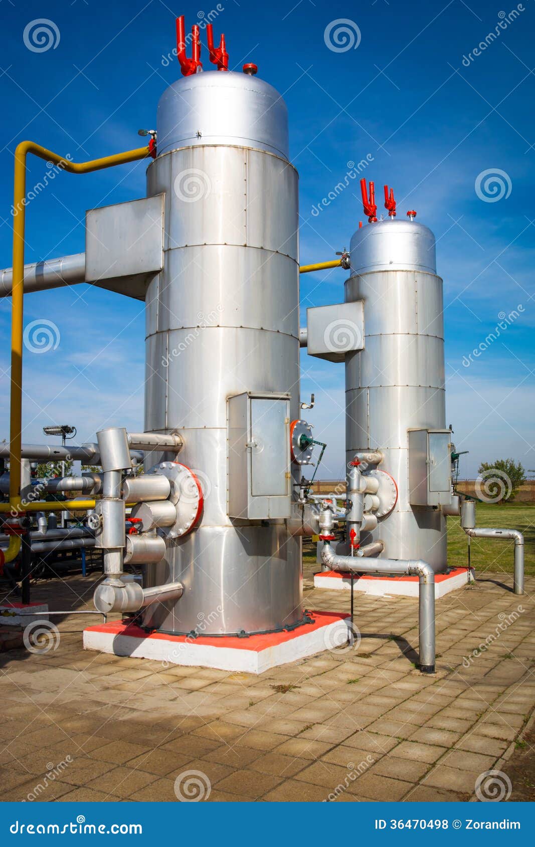 Oil storage and pipeline stock photo. Image of processing - 36470498