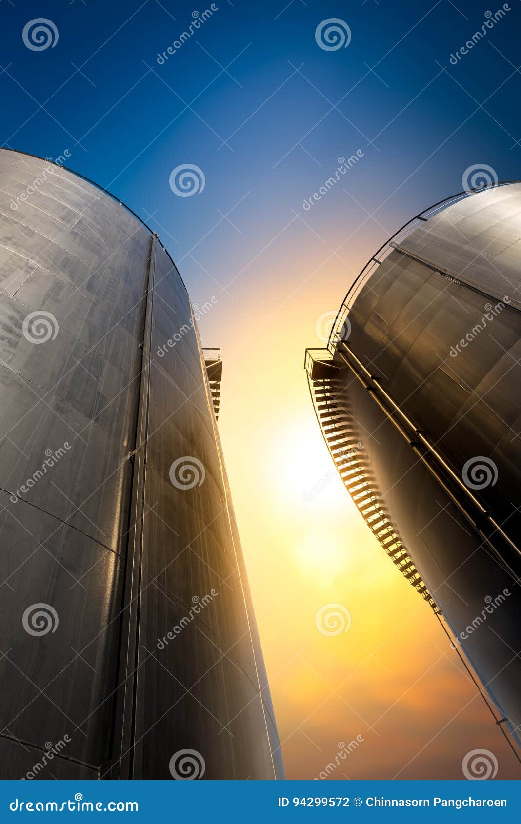 Oil storage tank stock photo. Image of petrochemical - 94299572