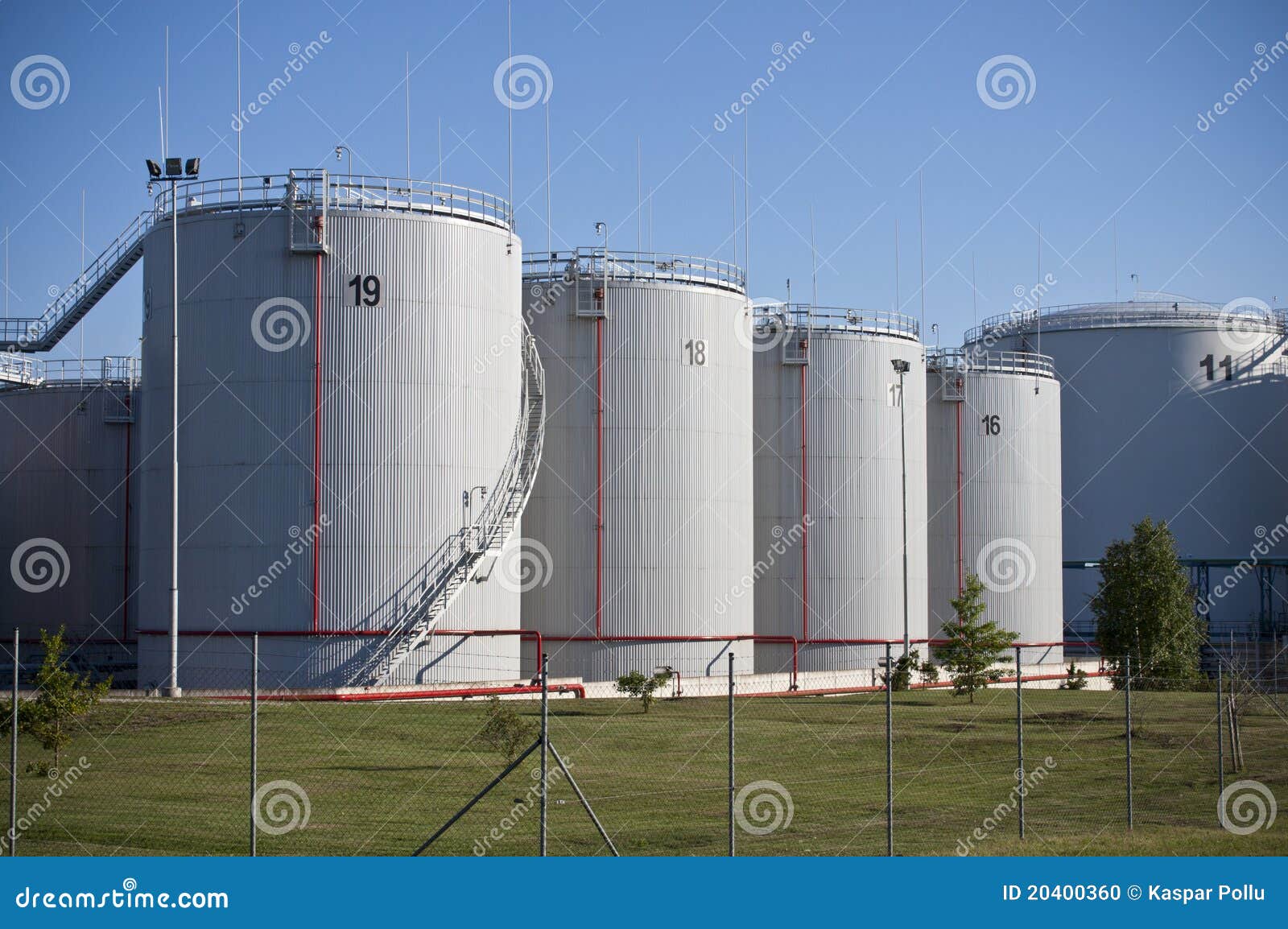 Oil storage tanks stock photo. Image of pakri, coast - 20400360