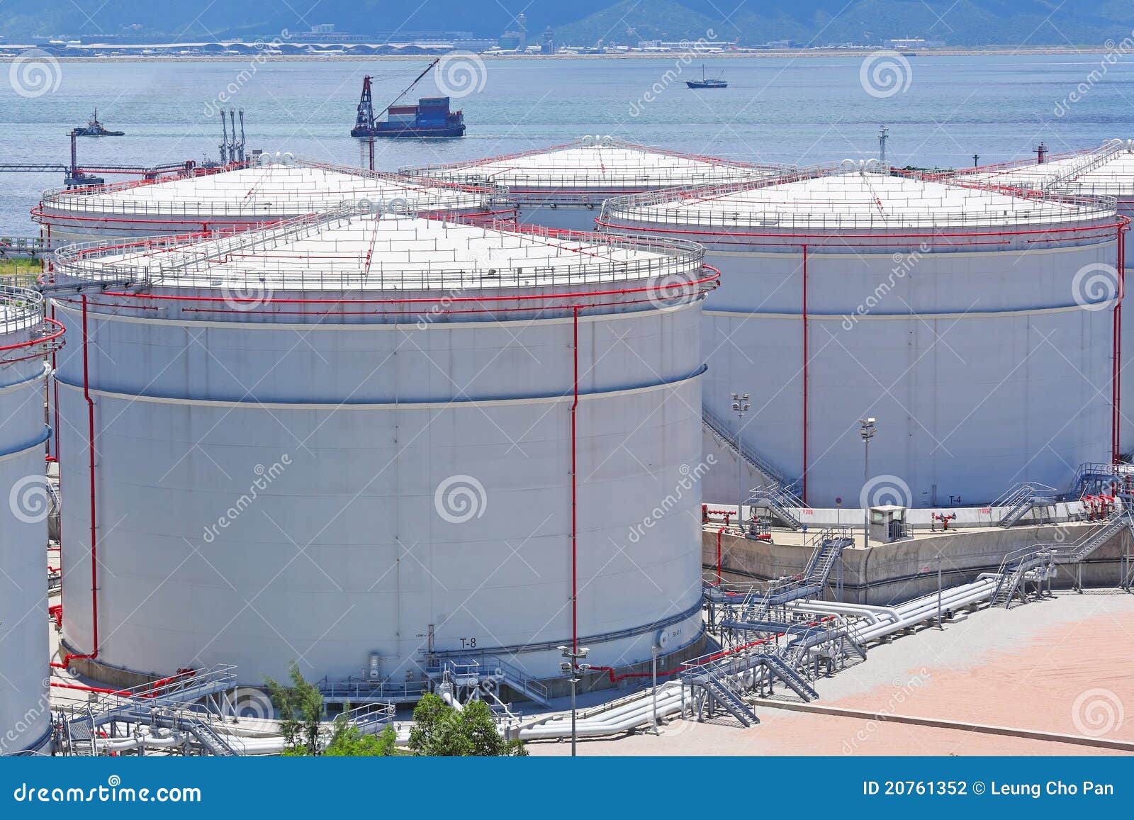 Oil tank stock photo. Image of natural, blue, aluminium - 20761352