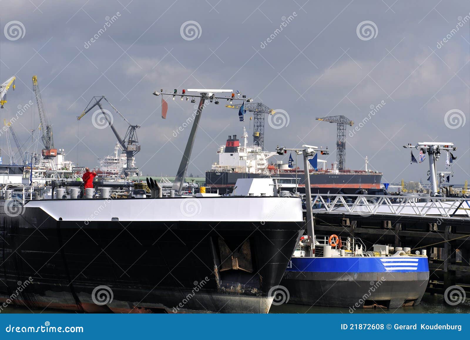 Oil tanker in the harbor stock photo. Image of nautical - 21872608