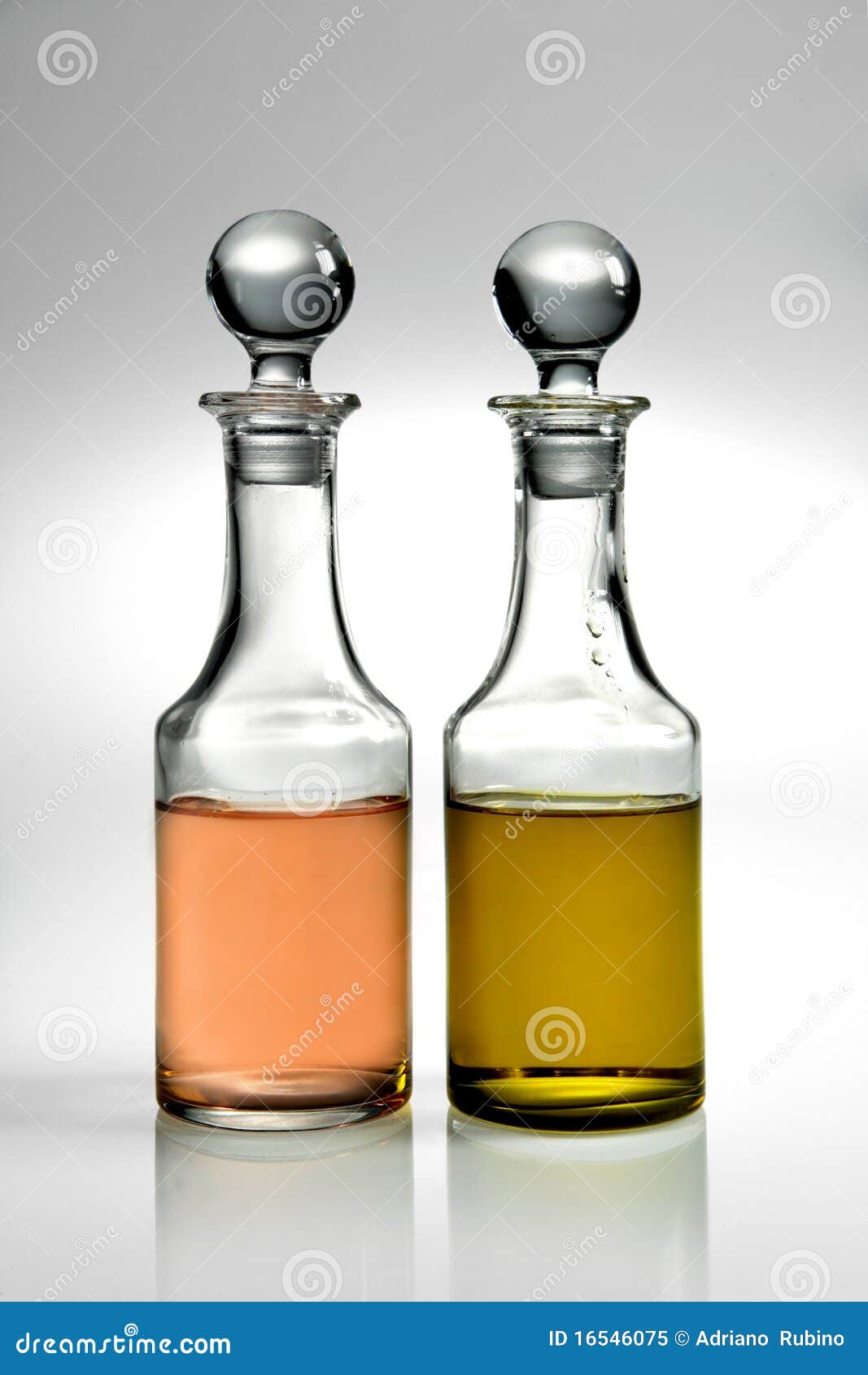 Oil and vinegar stock image. Image of table, flavouring - 16546075