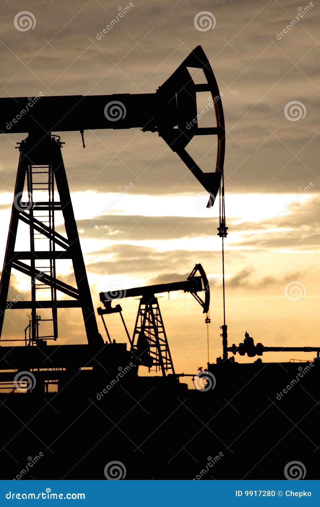 Oil Rig Silhouette Set Stock Photos - Free & Royalty-Free Stock Photos ...