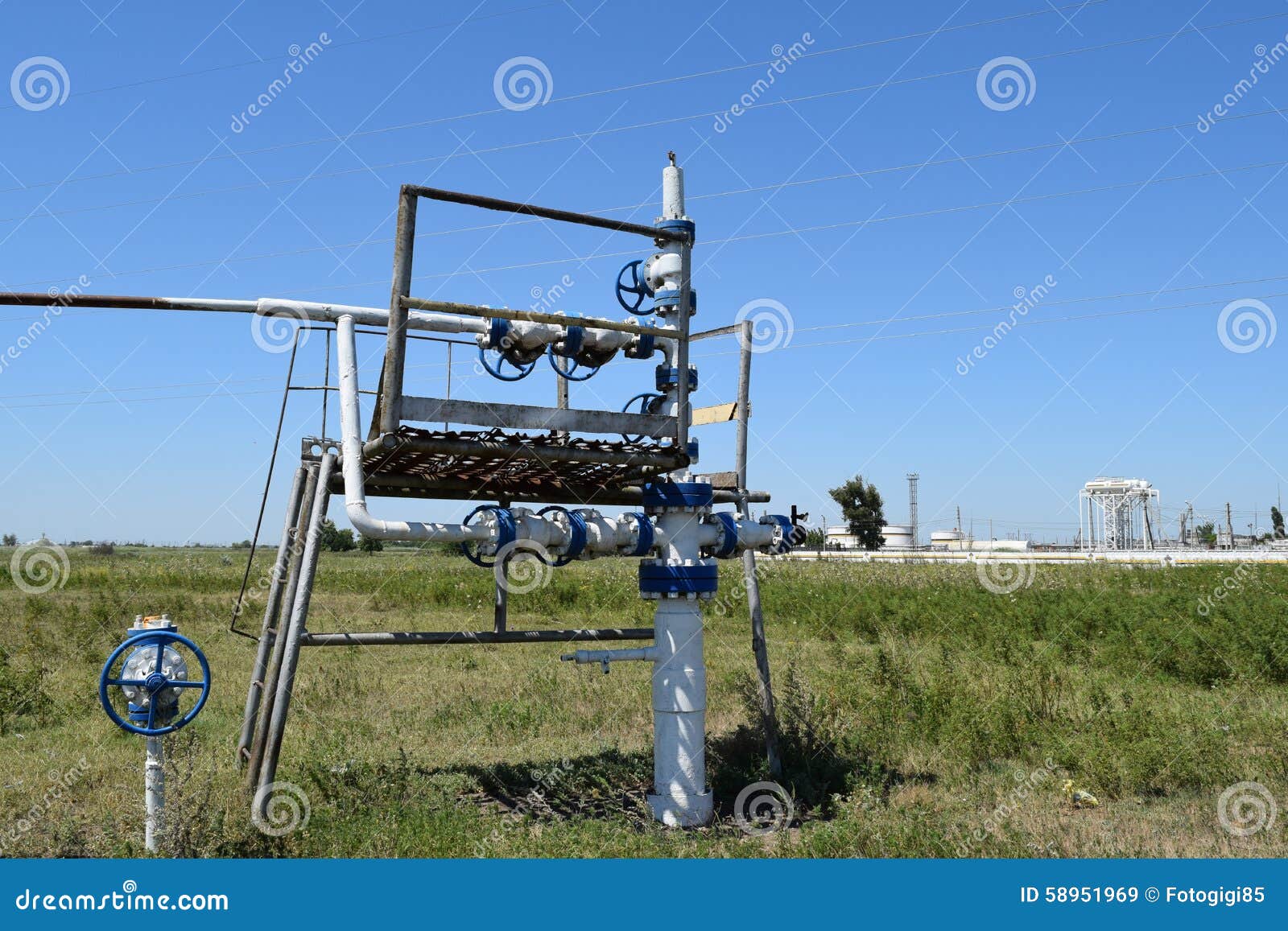 Oil well stock image. Image of kingdom, fuel, drill, bahrain - 58951969