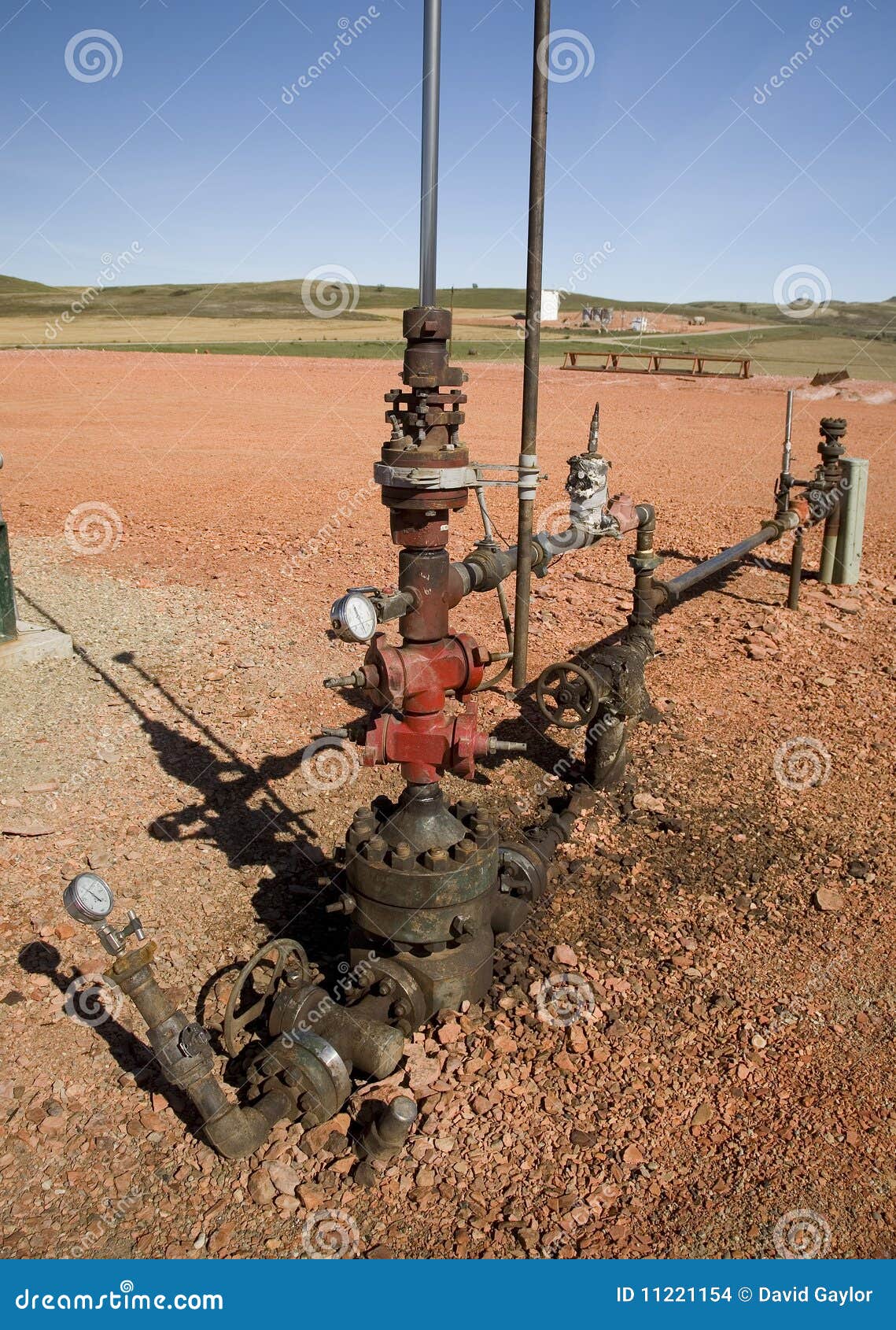 Oil well Head stock photo. Image of drilling, crude, valve - 11221154