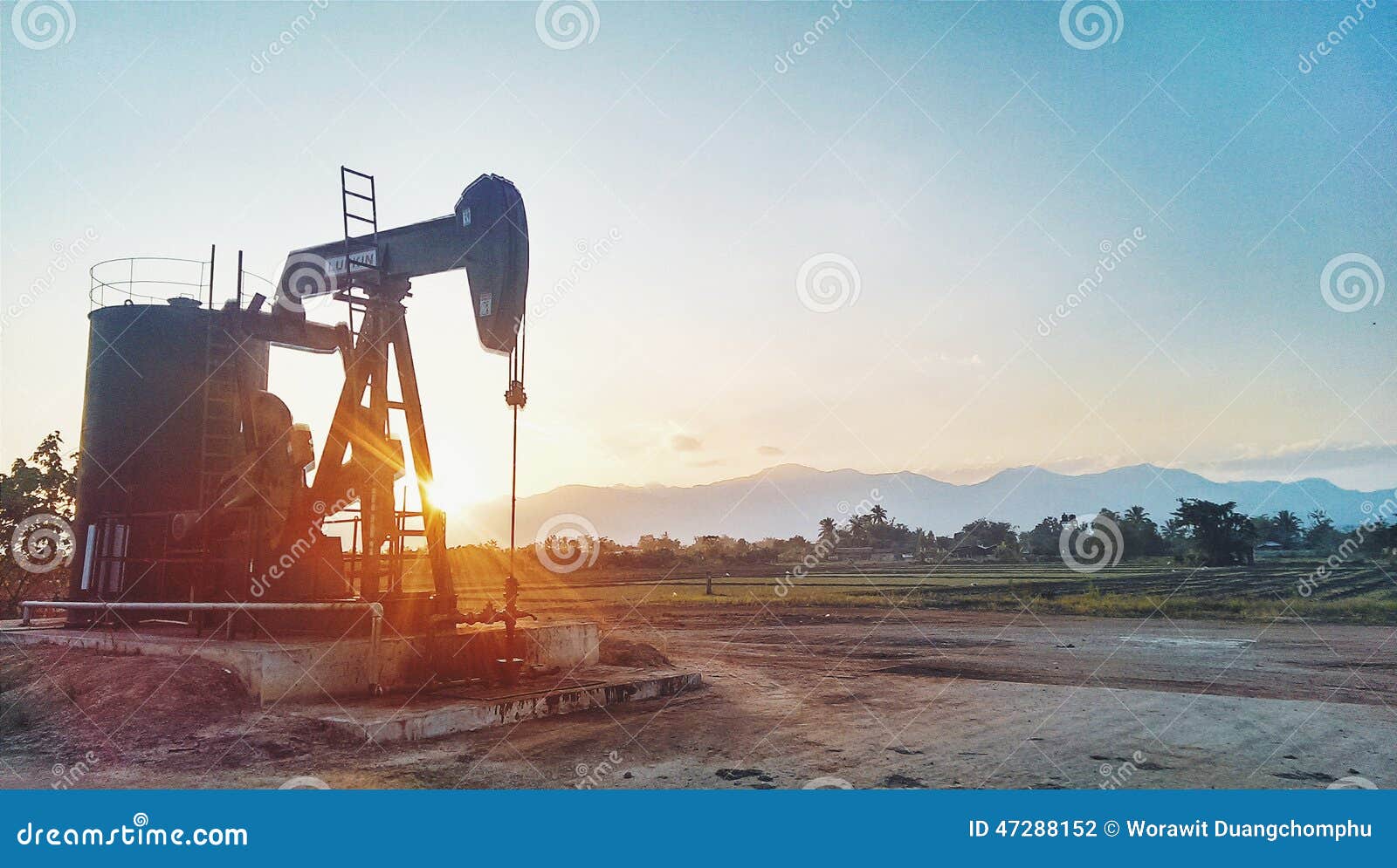 OIL well editorial photography. Image of country, asia - 47288152