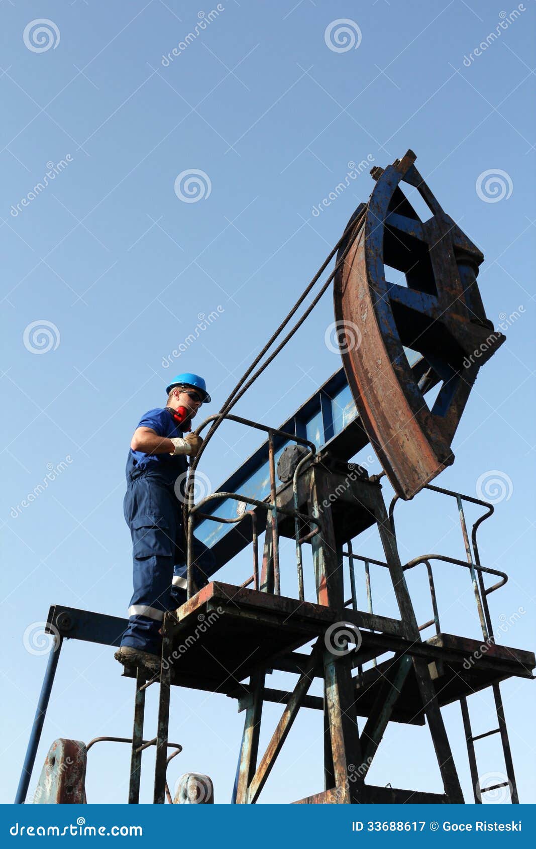 Oil worker stock image. Image of oilfield, lever, dirt - 33688617