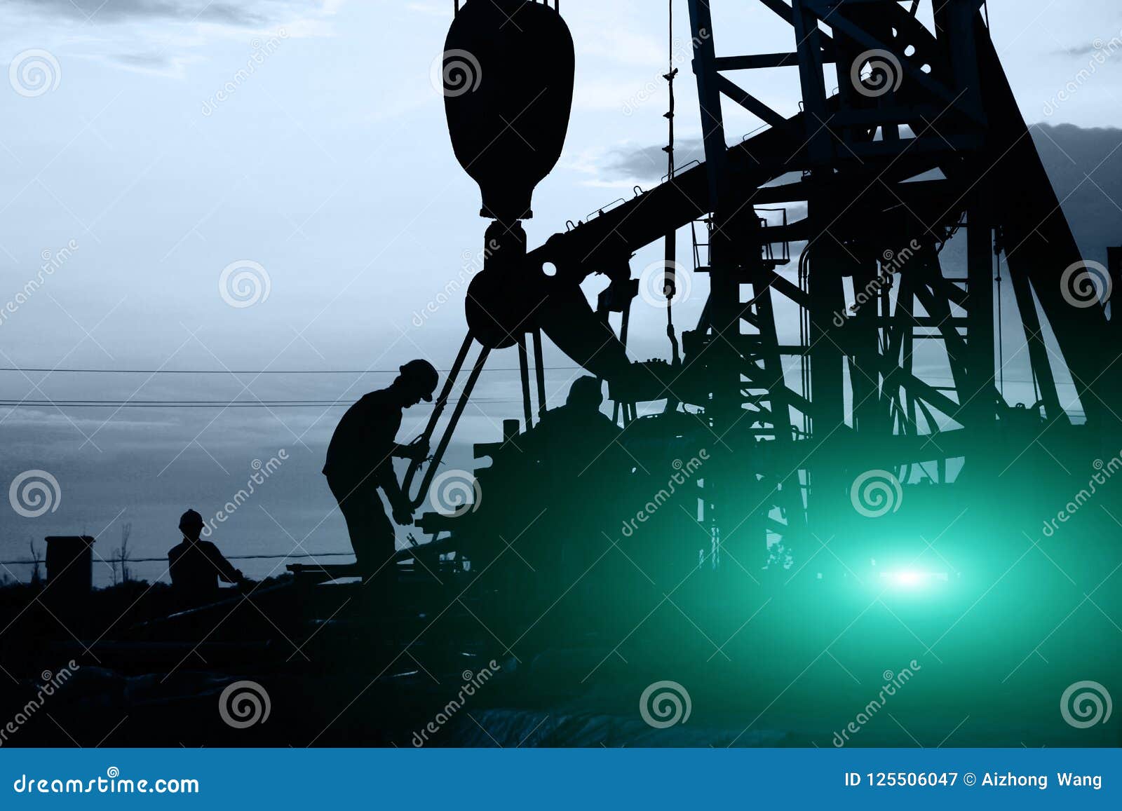 The Oil Workers are Working Stock Image - Image of metal, pump: 125506047