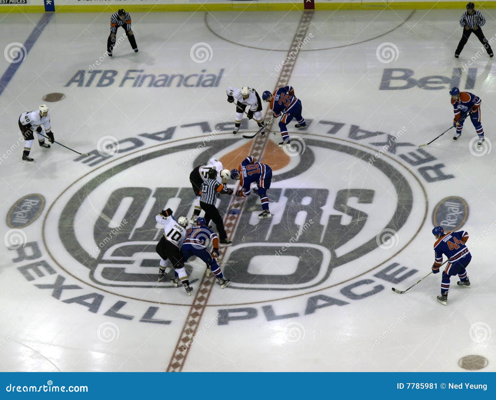 Oilers vs. Mighty Ducks 4 editorial photo. Image of goalie - 7785981