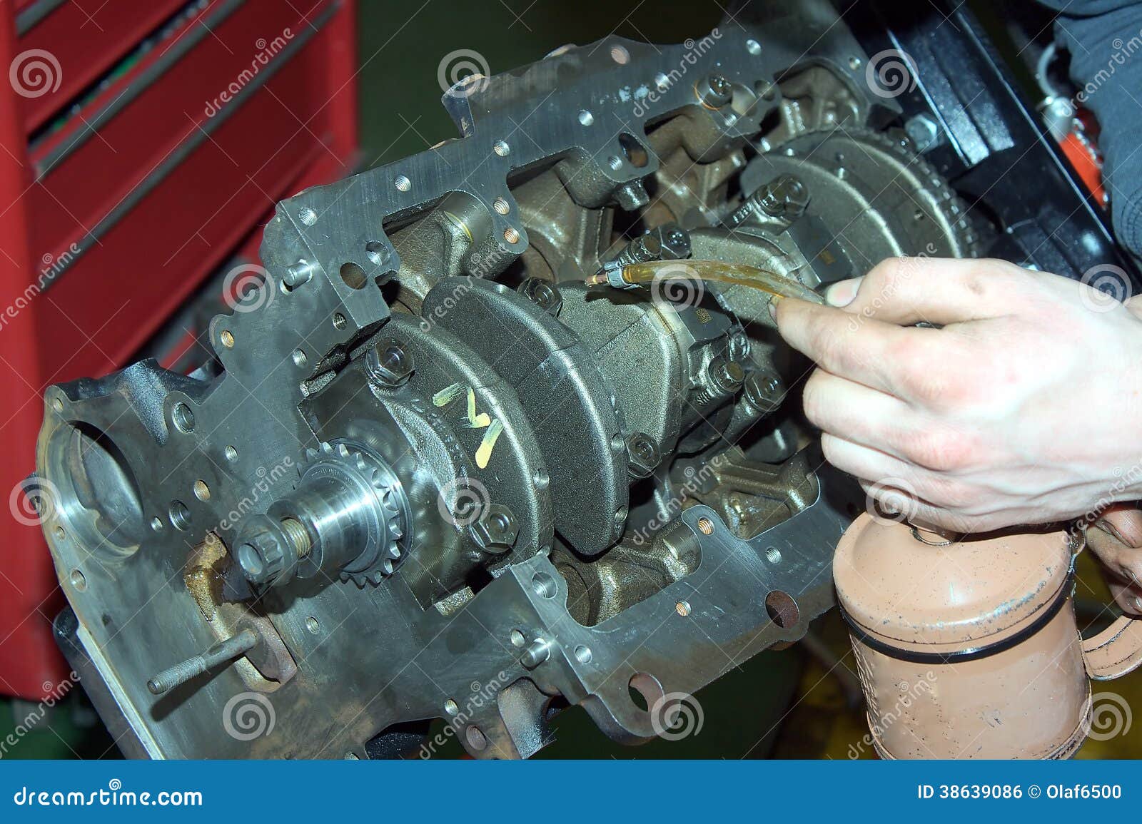 Oiling of connecting rod stock photo. Image of equipment - 38639086