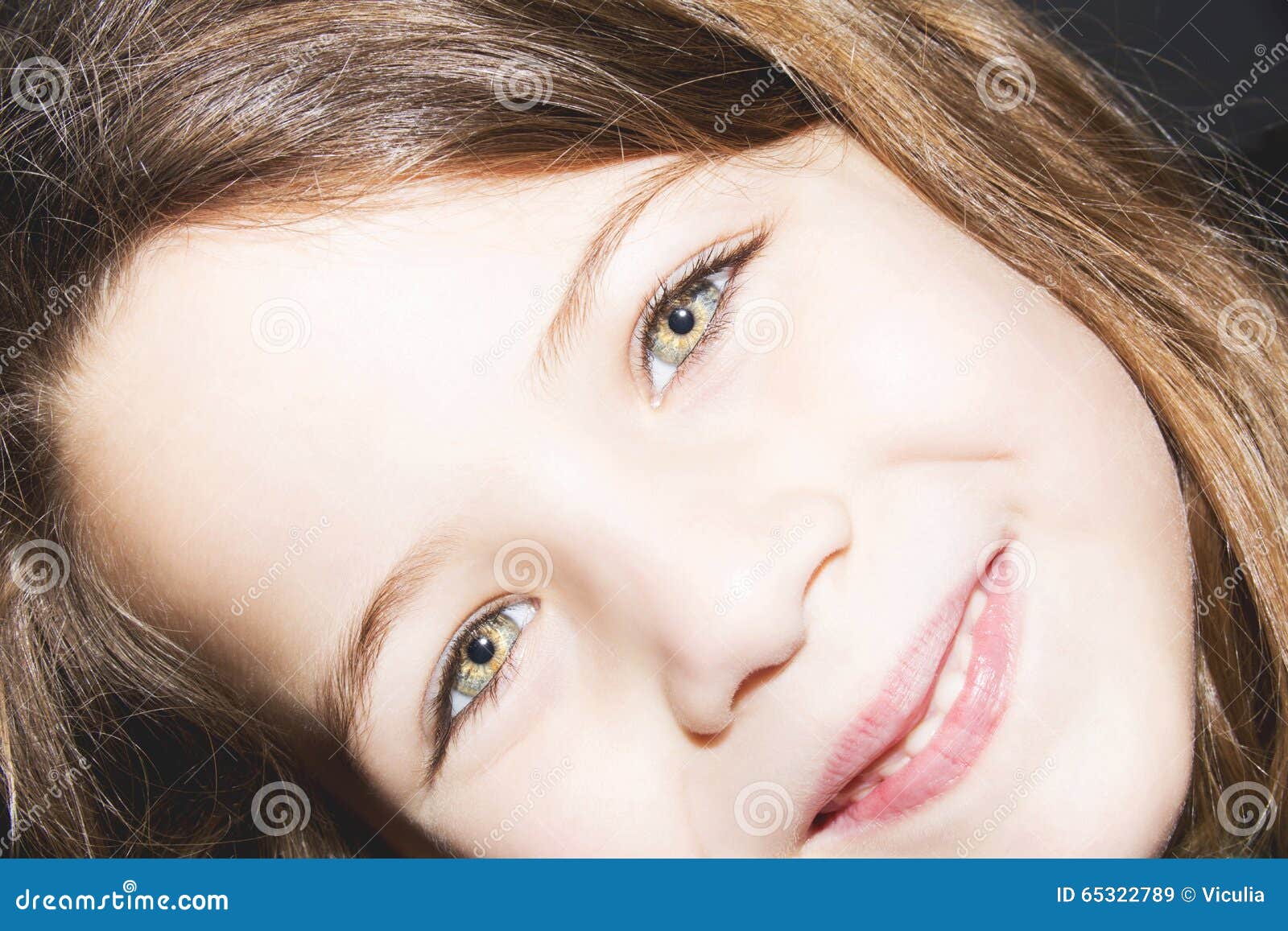 Ojos Profundos De La Mirada Imagen de archivo - Imagen de foco, visual ...