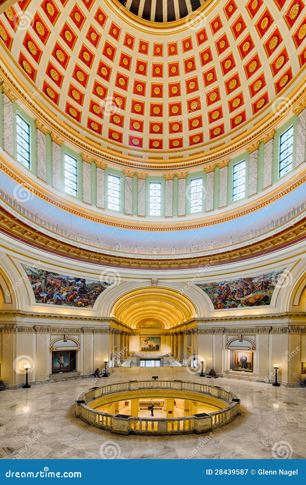 Oklahoma State Capitol Building Editorial Photography - Image of ...