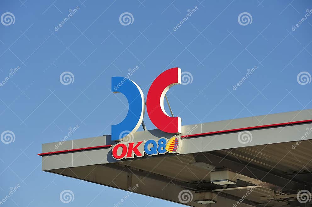 OKQ8 fotografía editorial. Imagen de exterior, negocios - 31554812