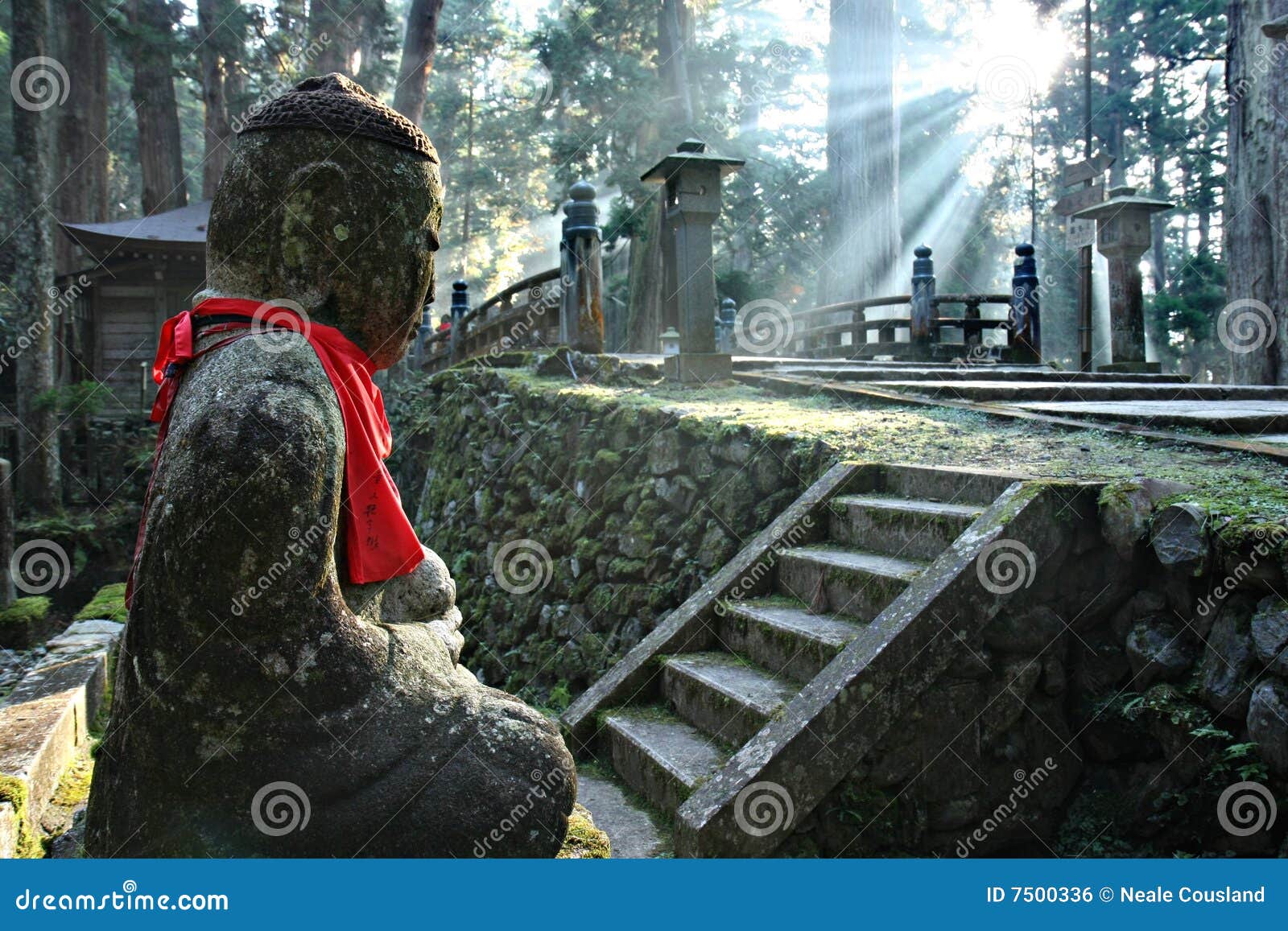 Okunoin Cemetery at Mount Koya Stock Photo - Image of historic, light ...