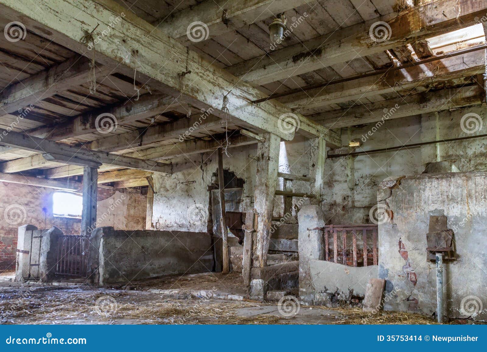 The old, abandoned barn stock photo. Image of indoor - 35753414