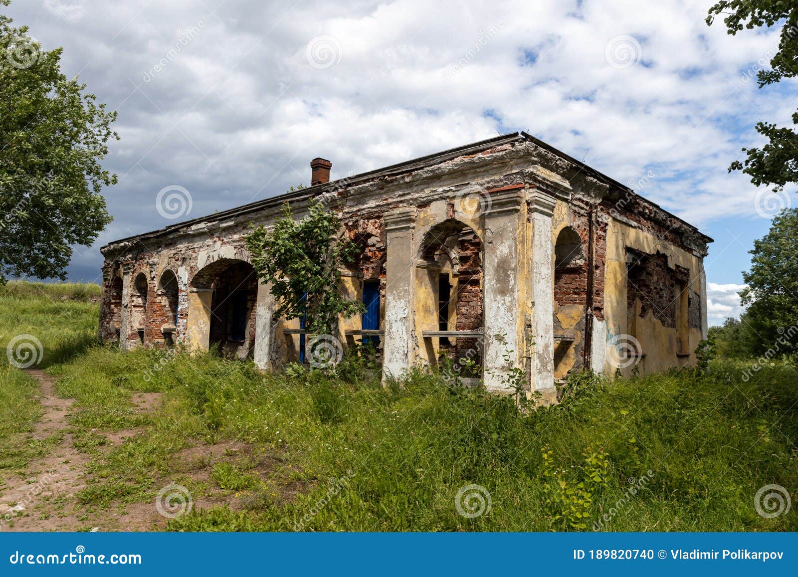 Old Abandoned Brick Building. Decrepit Structure Stock Photo - Image of ...