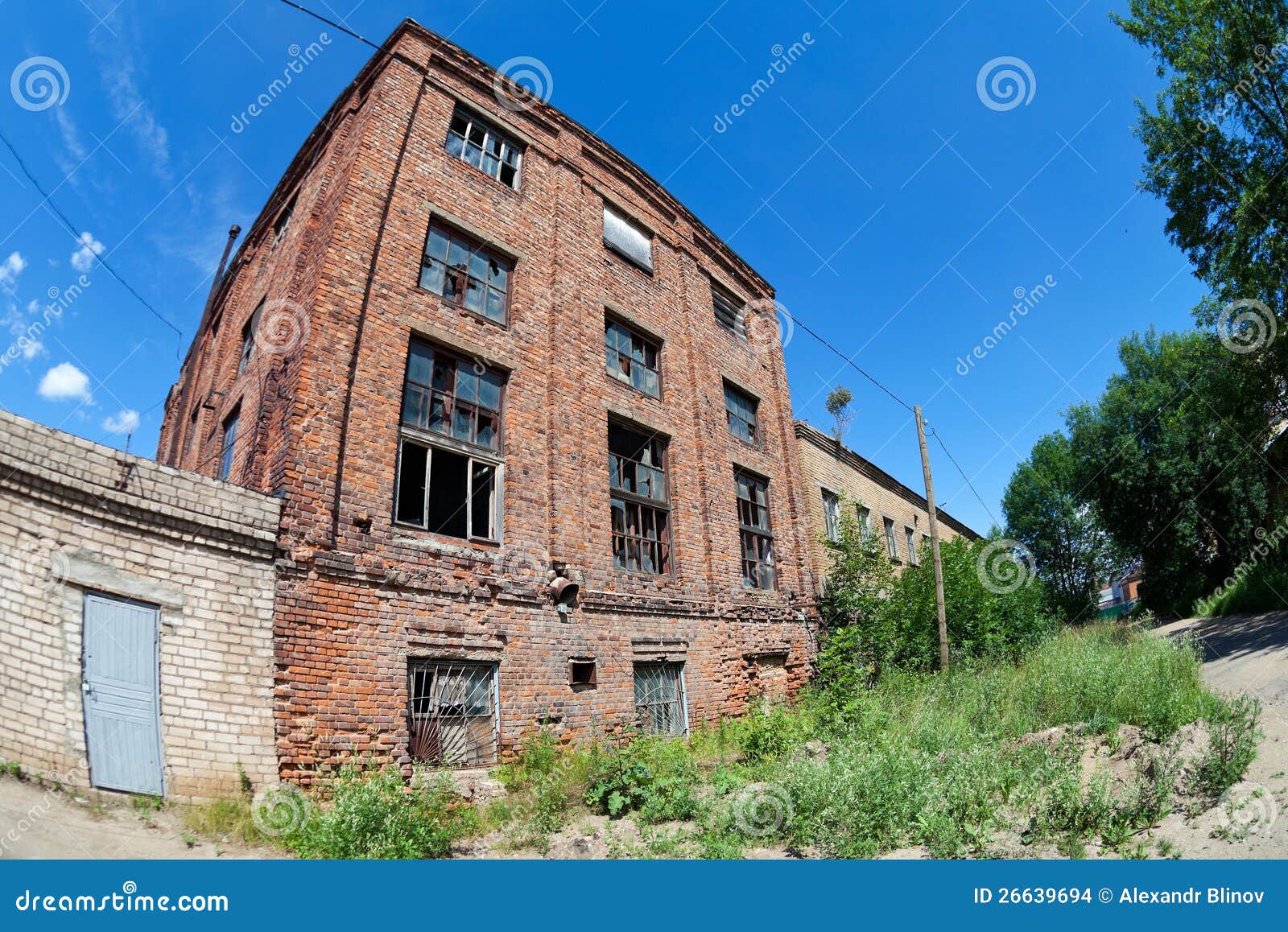 Old abandoned building stock photo. Image of destruction - 26639694