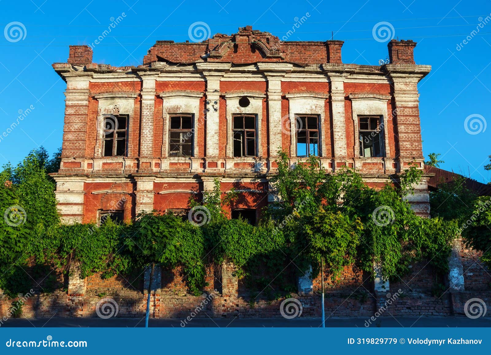 Old Abandoned Building. Facade of a Two-story Red Brick House in Retro ...