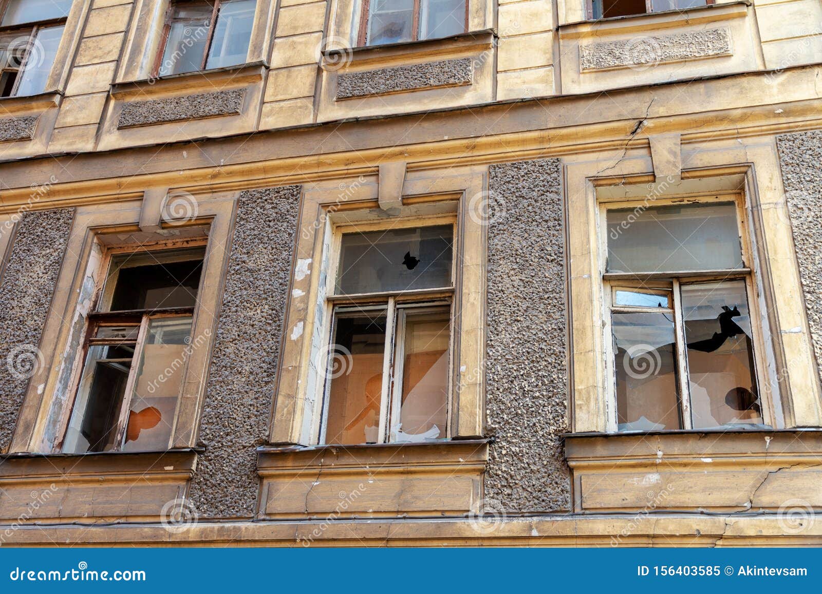 Broken glass in the window stock image. Image of cracked - 156403585