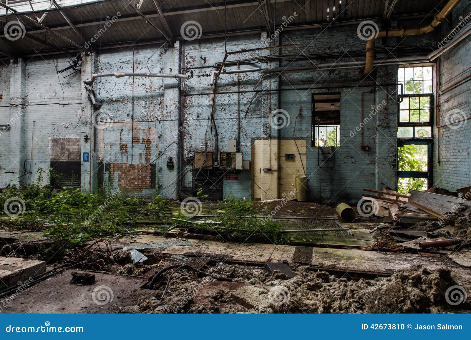 Old abandoned building stock photo. Image of rusty, buildings - 42673810