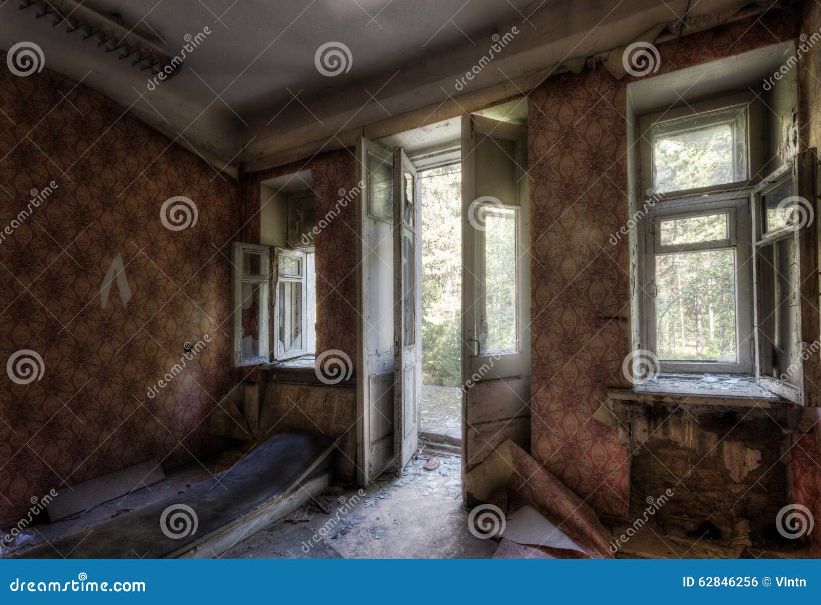 Old abandoned building stock photo. Image of interior - 62846256