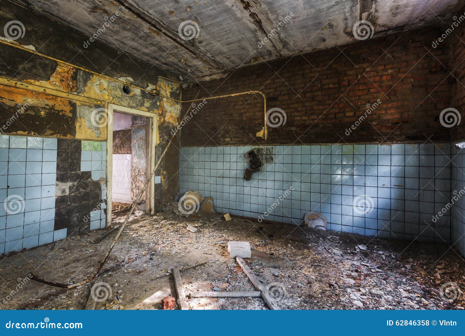 Old abandoned building stock photo. Image of aged, empty - 62846358
