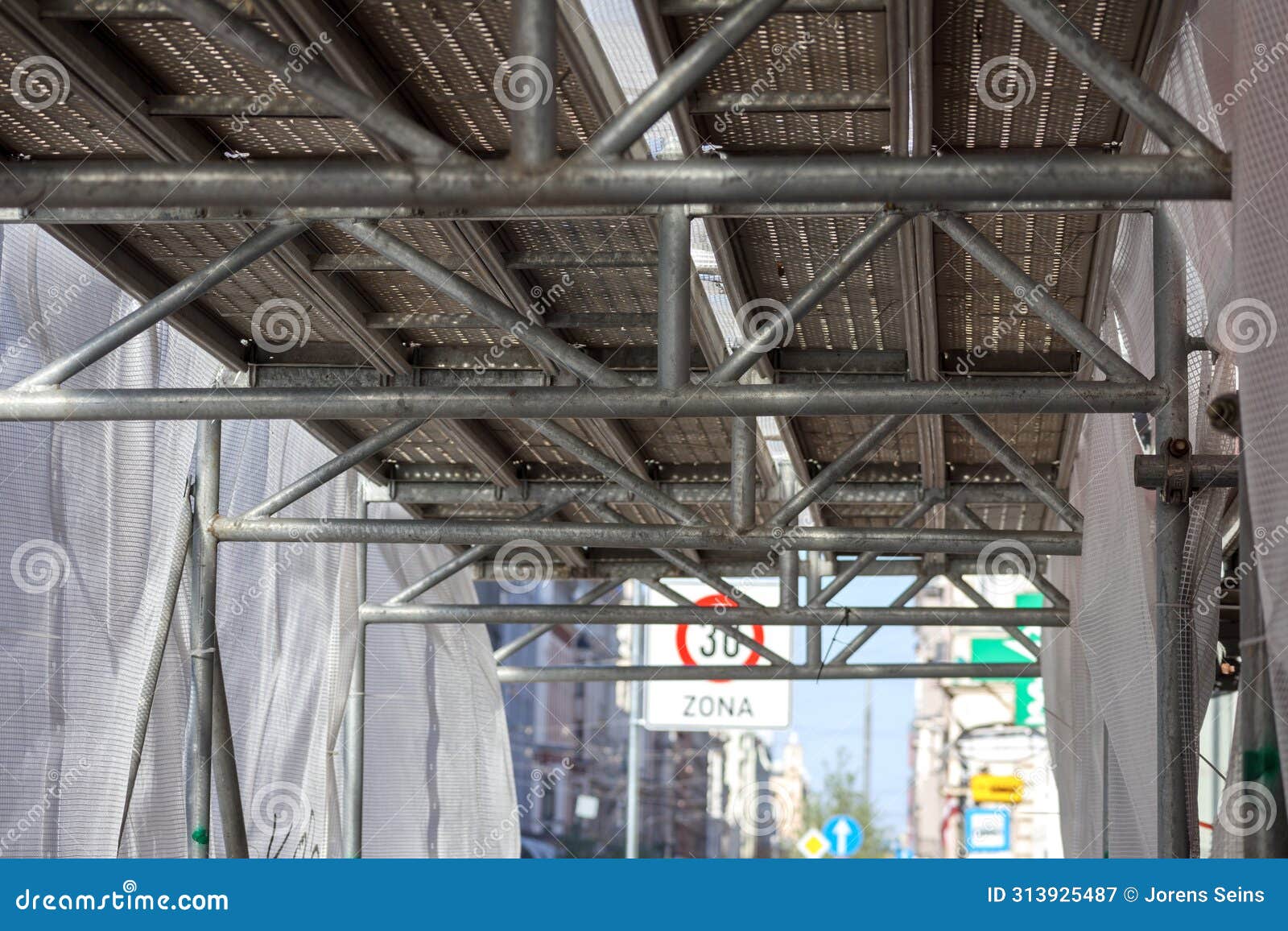 .old Abandoned Building with Metal Racks during Renovation Work Stock ...