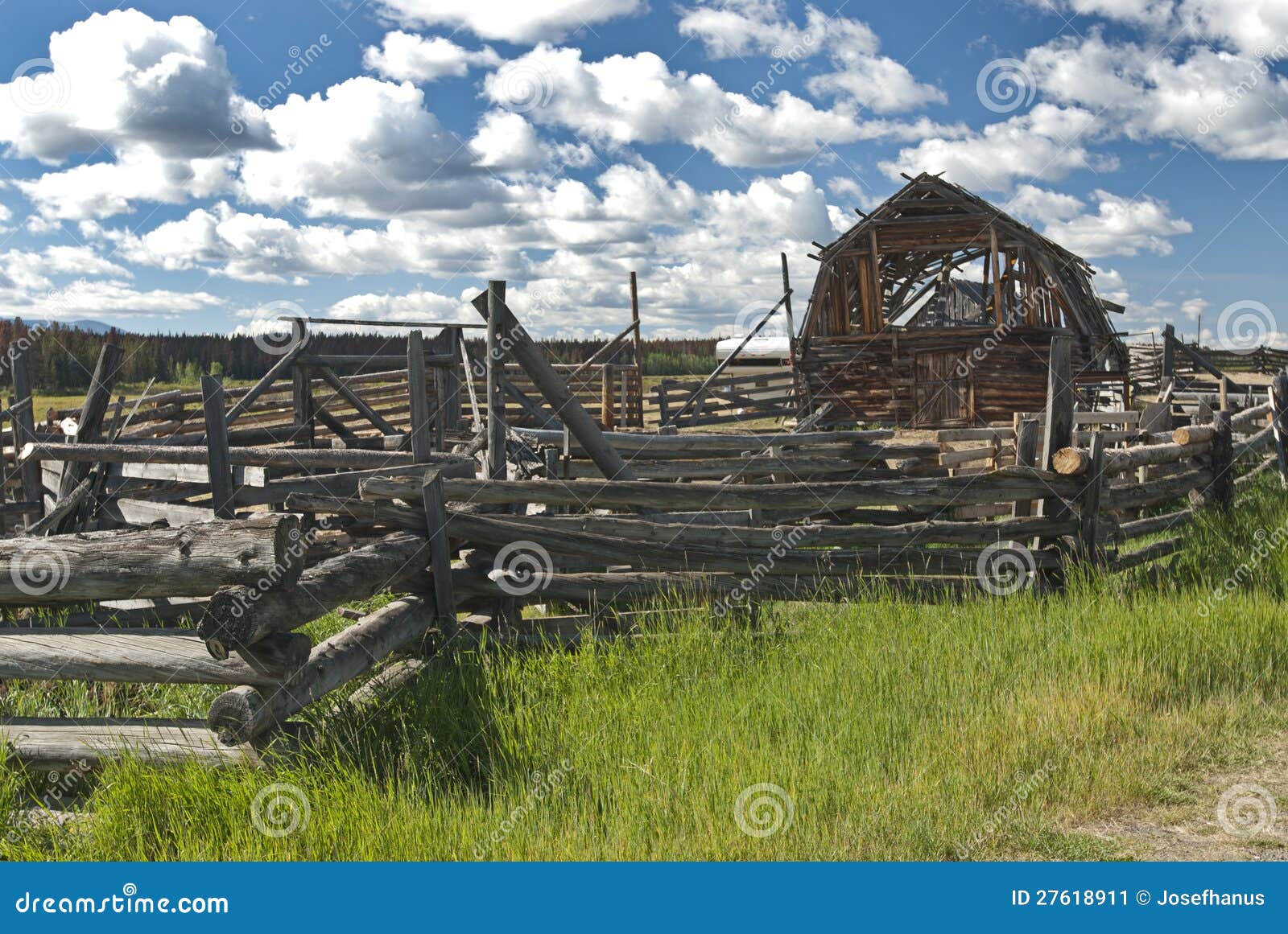 Old abandoned farm stock image. Image of beautiful, abandoned - 27618911