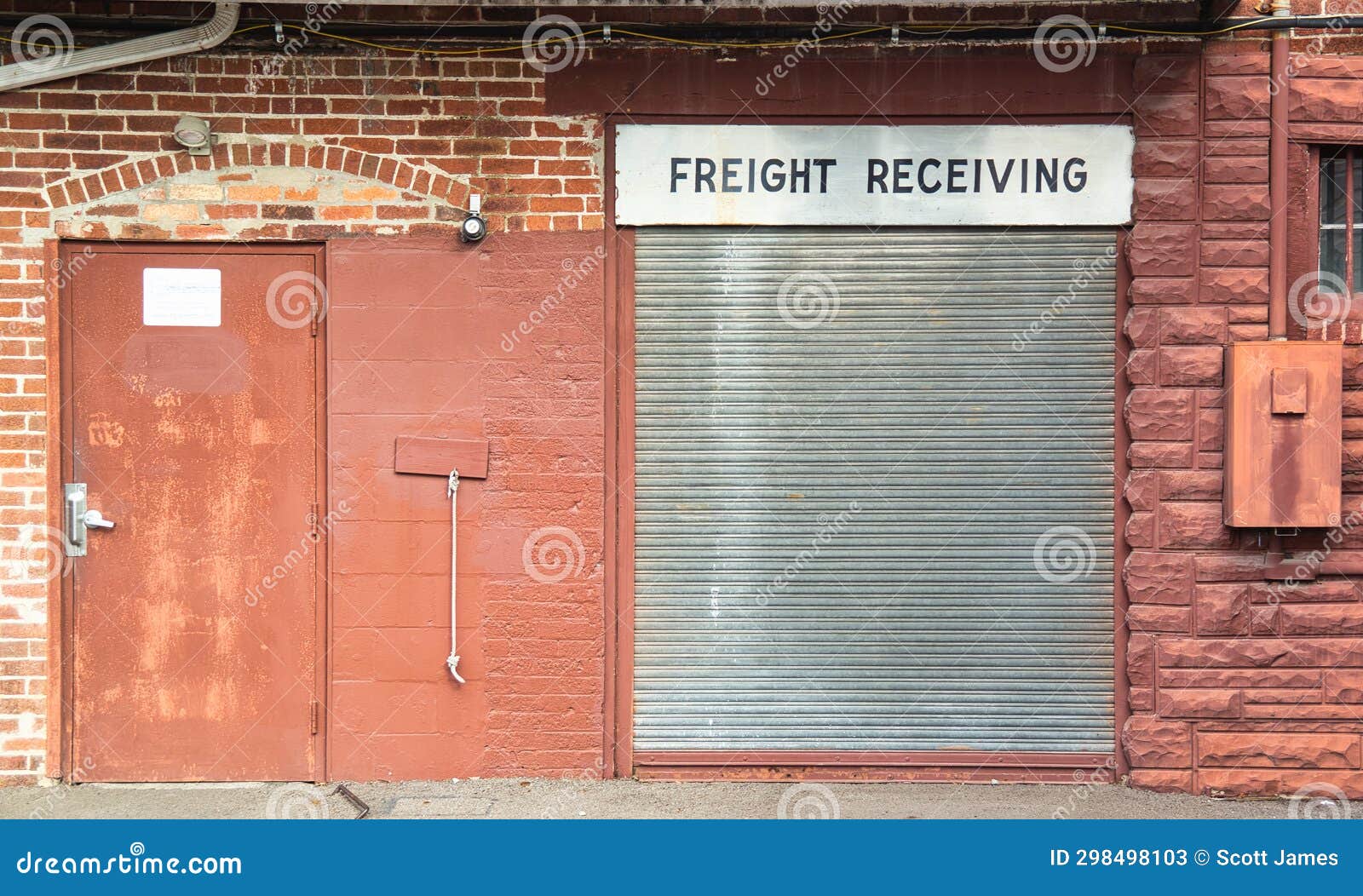 Old Abandoned Freight Loading Dock Stock Image - Image of distribution ...