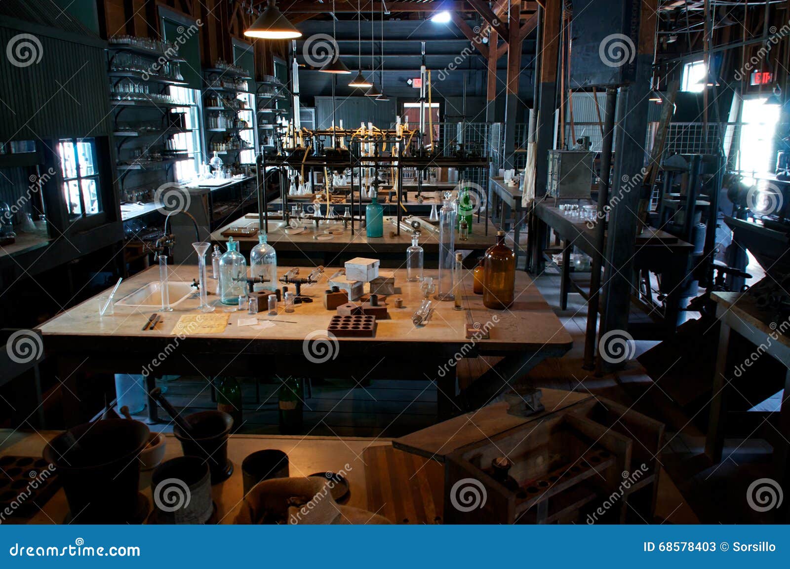 Old abandoned laboratory stock image. Image of work, glass - 68578403
