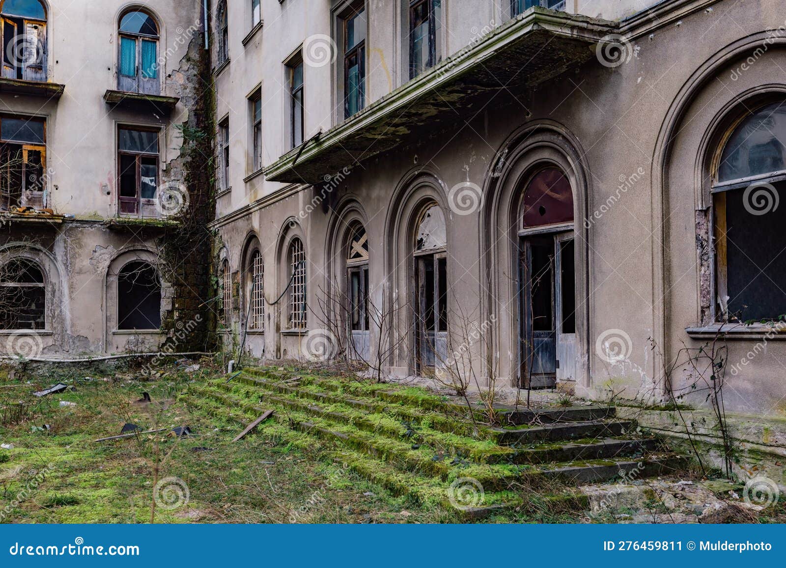 Old Abandoned Overgrown House in Lost Ghost Town Stock Image - Image of ...