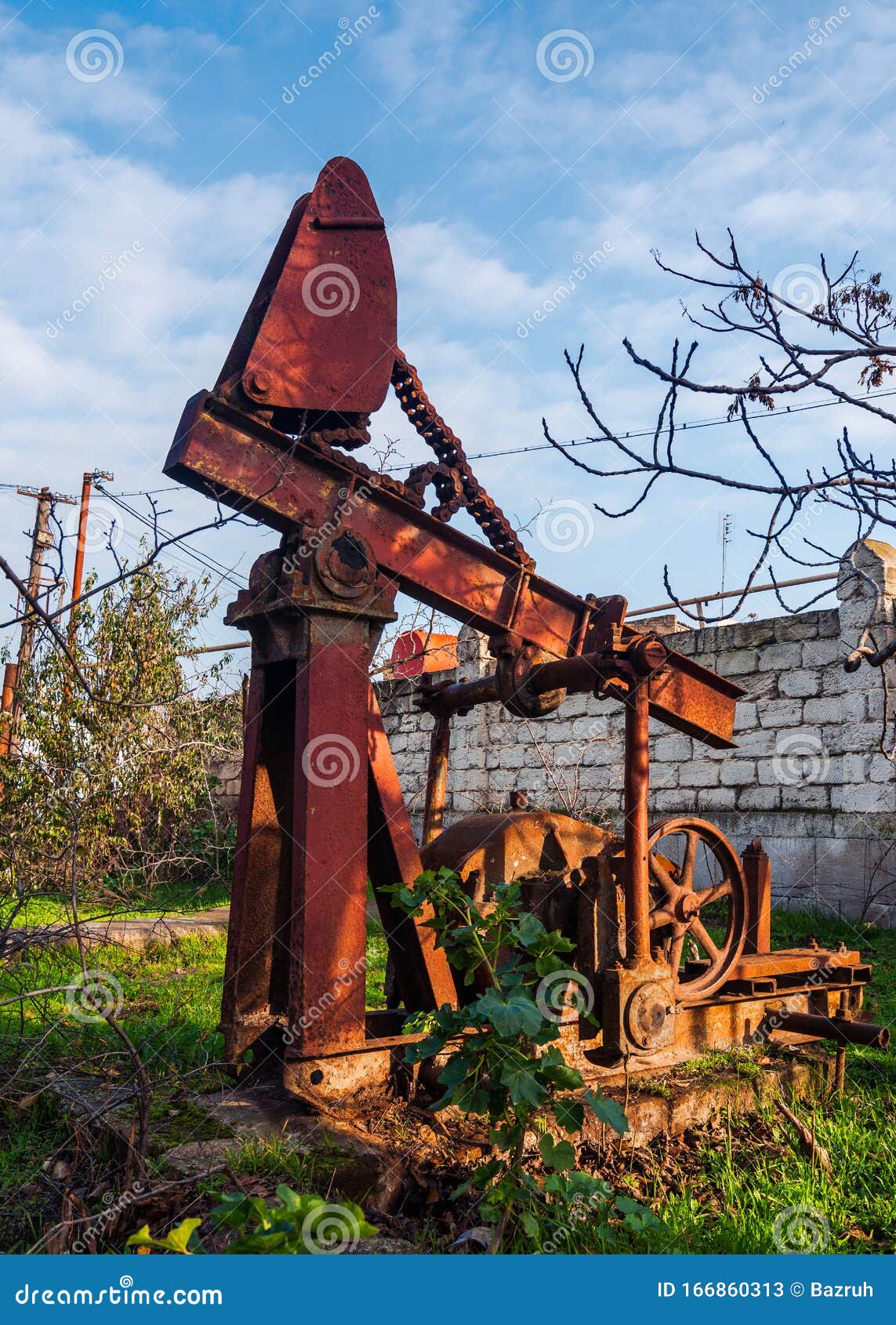 Old Abandoned Rusty Oil Rig Stock Image - Image of petrol, fuel: 166860313