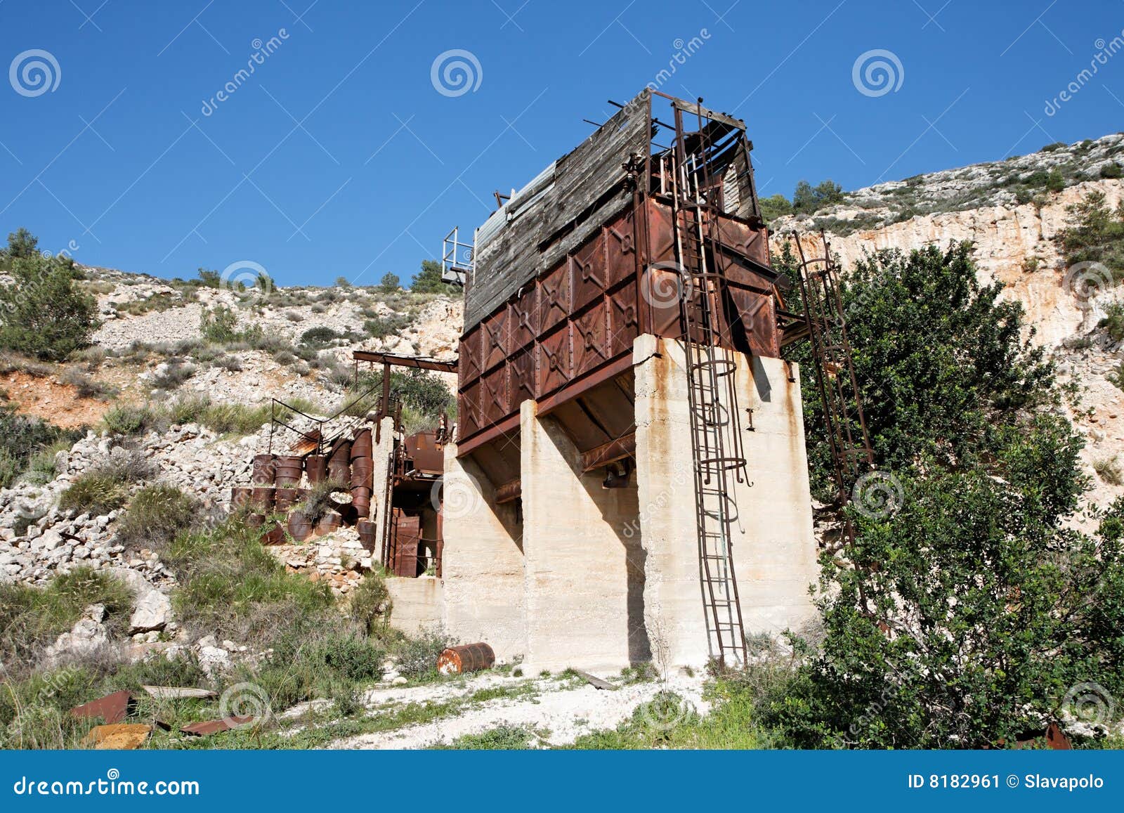 Old abandoned stone quarry stock image. Image of construction - 8182961