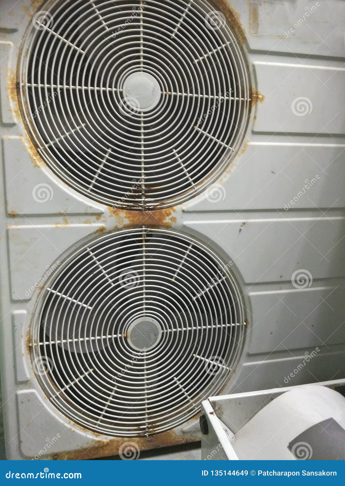 Old Air Compressor Stock Images - Download 927 Royalty Free Photos