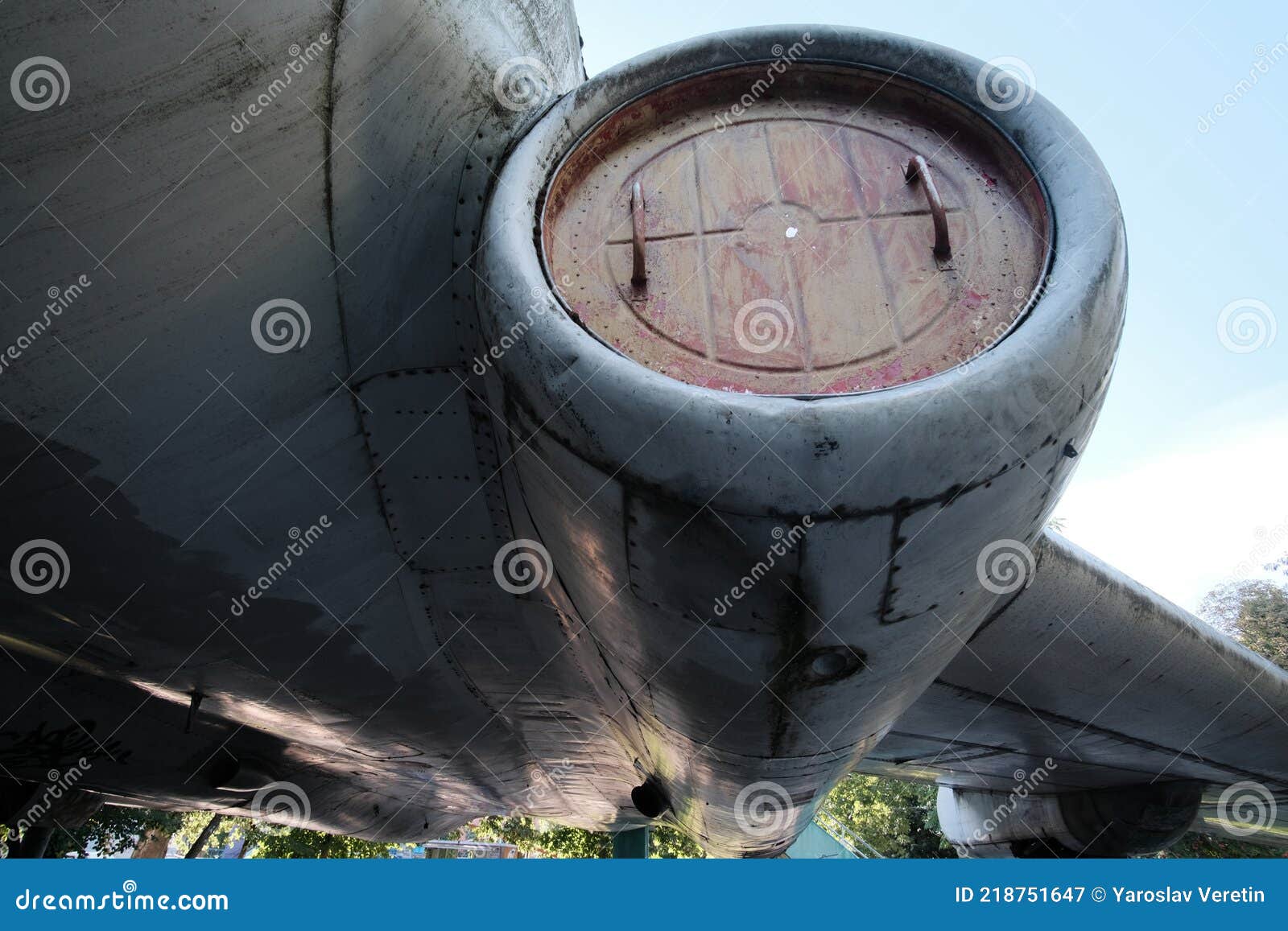 Old Aircraft Part that Turned into Scrap Stock Image - Image of cargo ...
