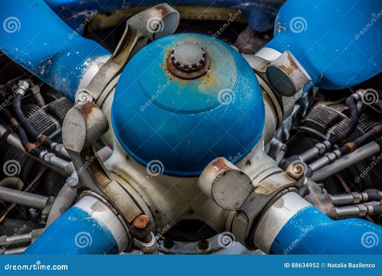 Old Airplane Propeller Engine Stock Photo - Image of aeroplane, flight ...