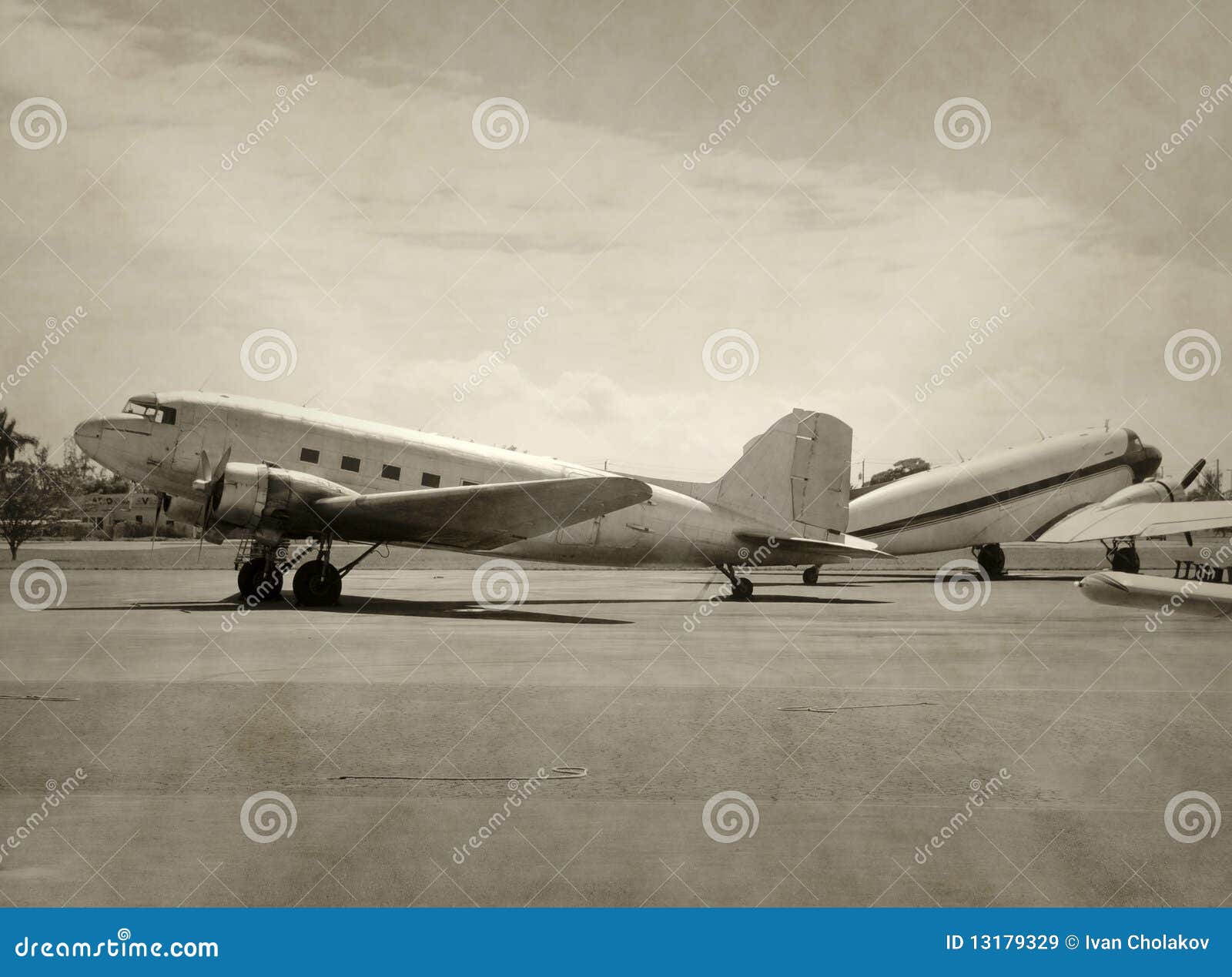 Old airplanes stock image. Image of aviation, planes - 13179329