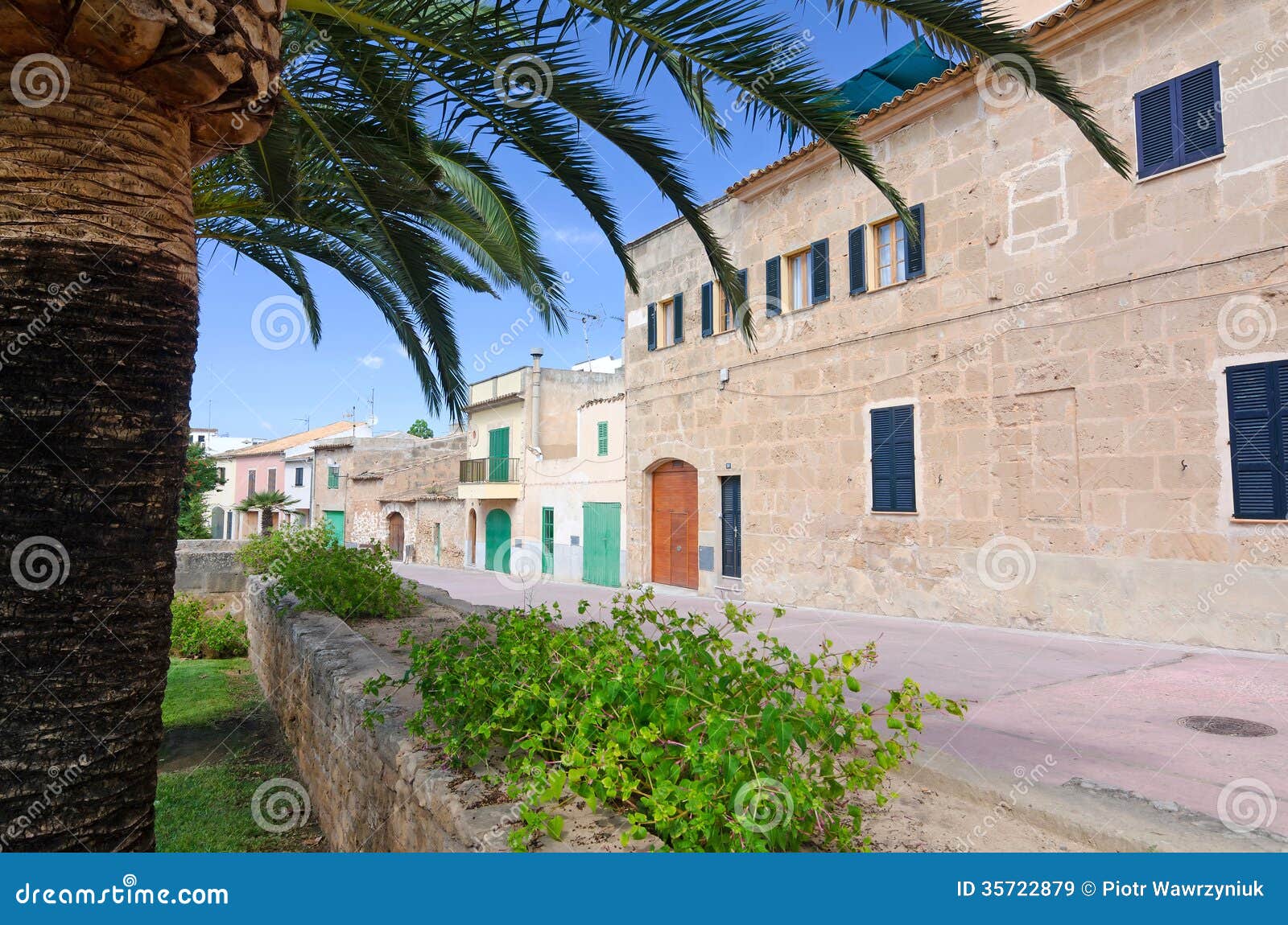 Old Alcudia city stock image. Image of city, decorative - 35722879