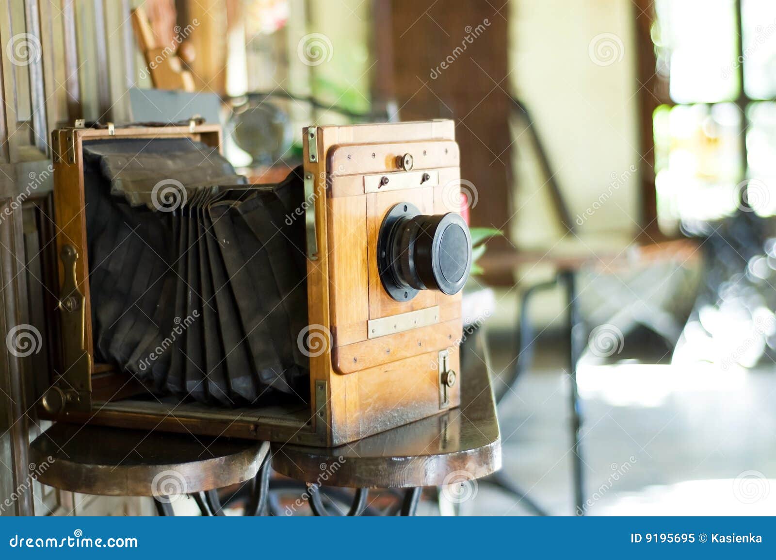 Analog Camera And Blank Photos Royalty-Free Stock Image | CartoonDealer ...