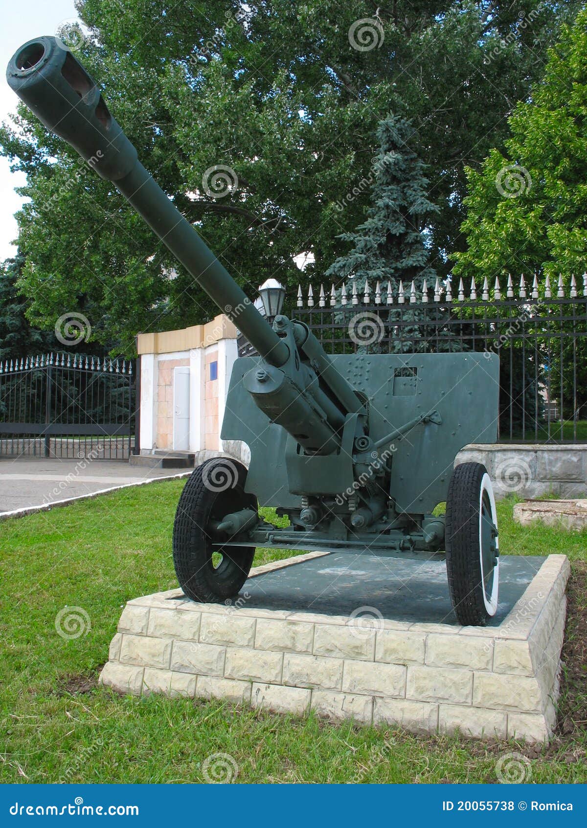 Tank Cannon Barrel Stock Photo | CartoonDealer.com #56850870