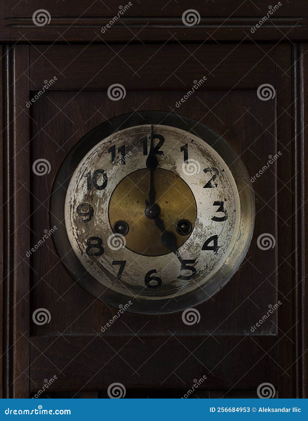 Old Antique Clock. Symbol of Passing Time Stock Image - Image of ...