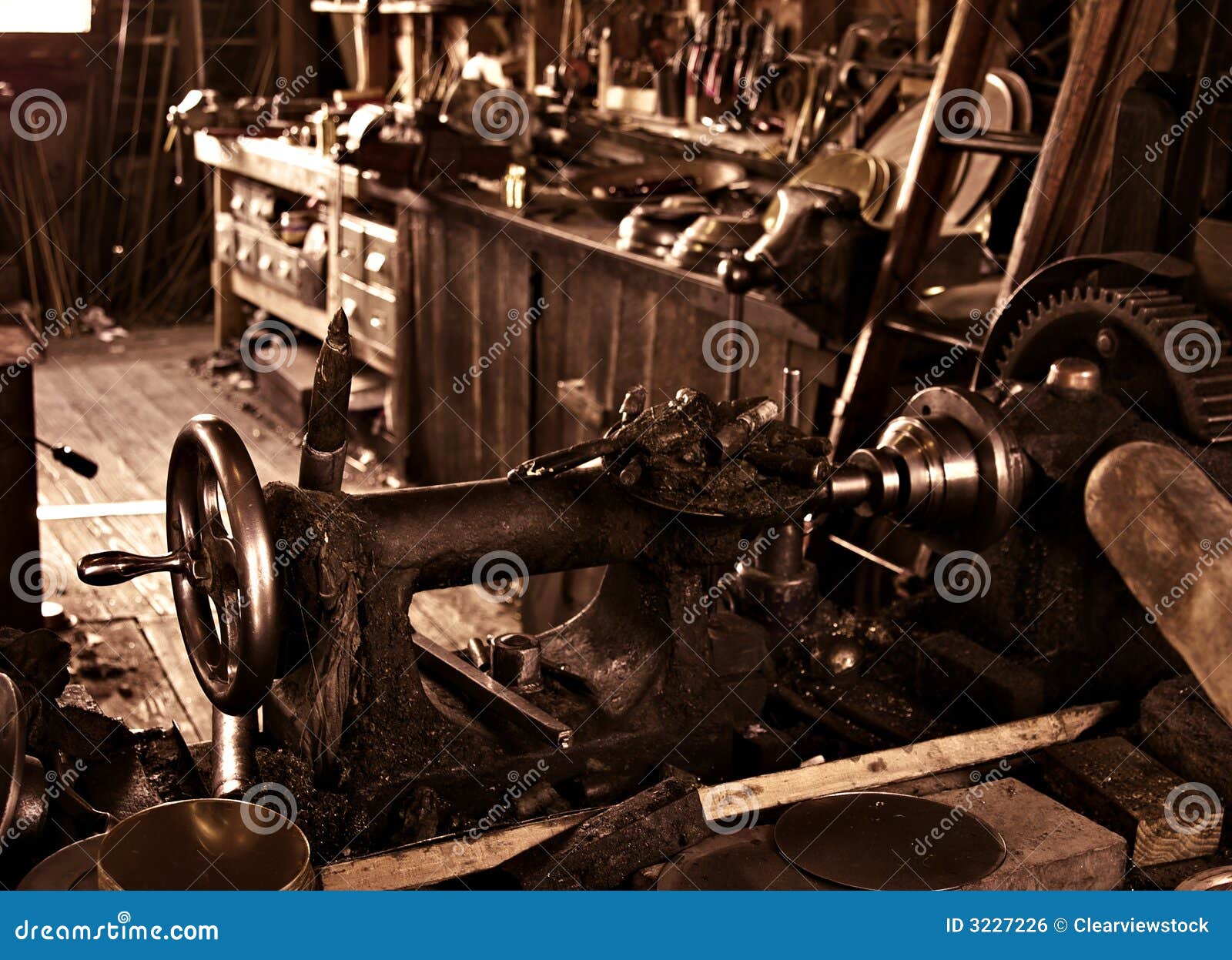 Old Antique Vintage Workshop Stock Photo - Image of craftman, shop: 3227226