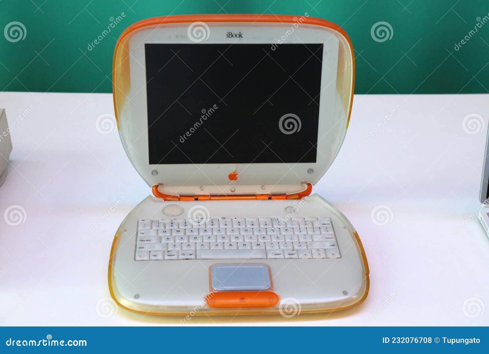 Old Apple iBook laptop editorial stock photo. Image of retrowave ...