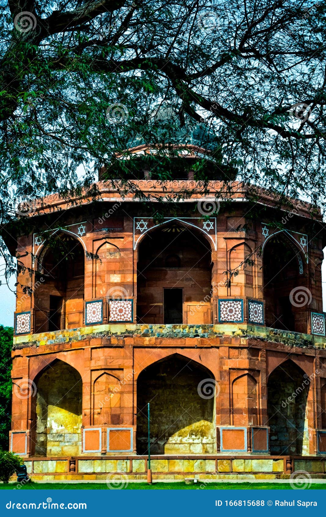 Old Architecture Building Located in India, Old Beautiful Structure ...