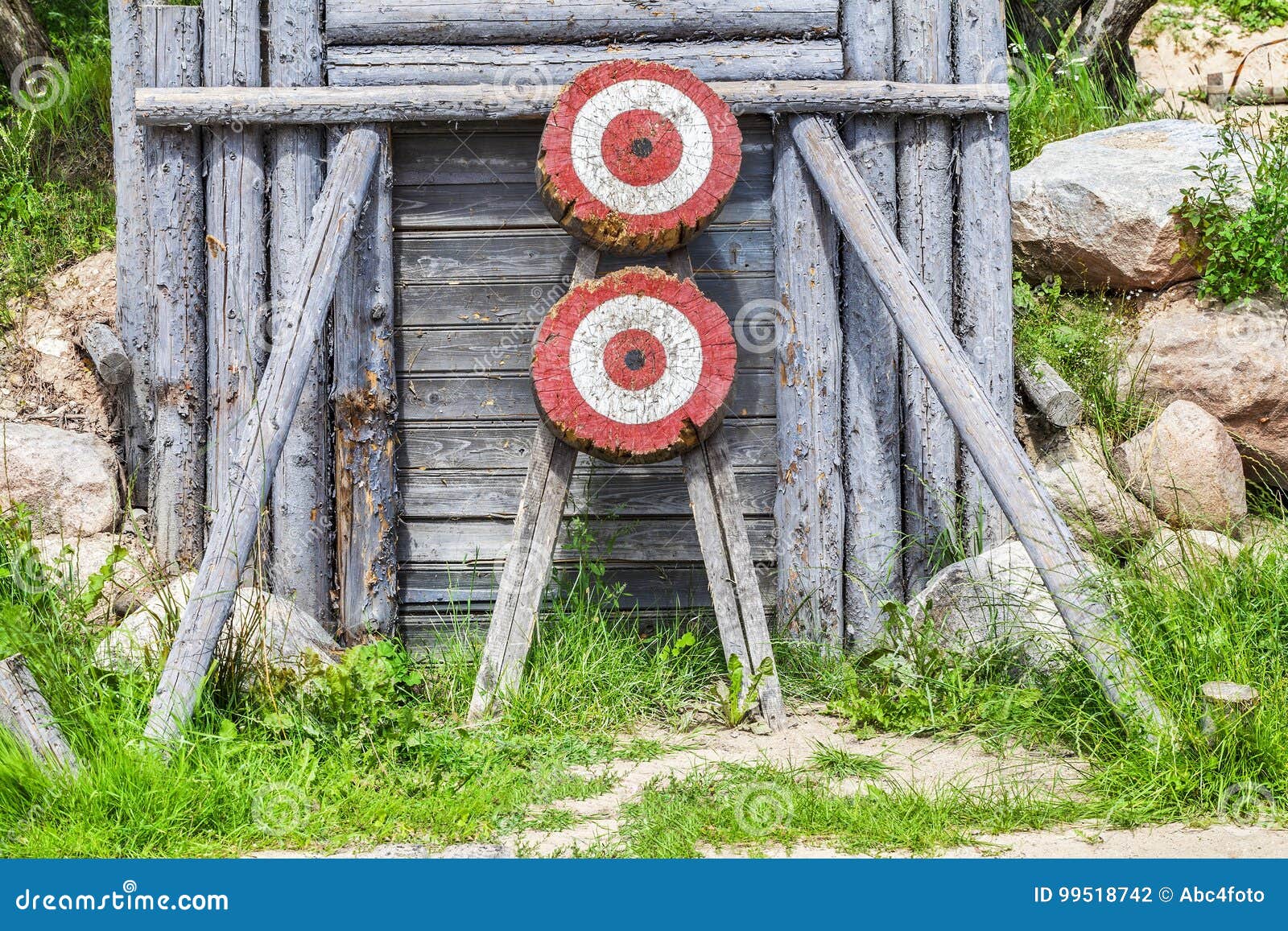 Old arrow target stock photo. Image of sand, outdoors - 99518742