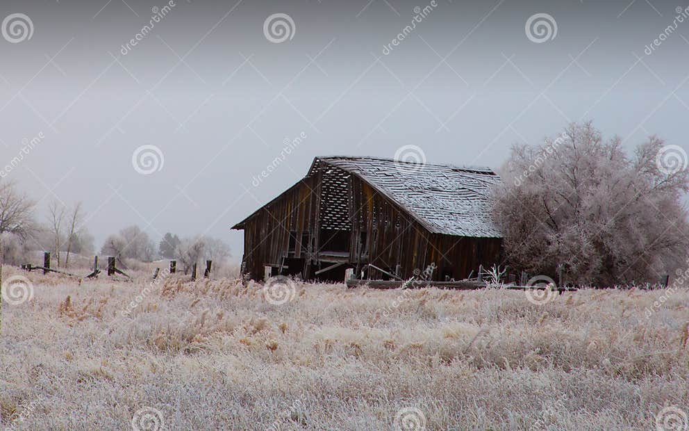 Old Barn on a Cold Winter Day Stock Photo - Image of meadow, collapse ...