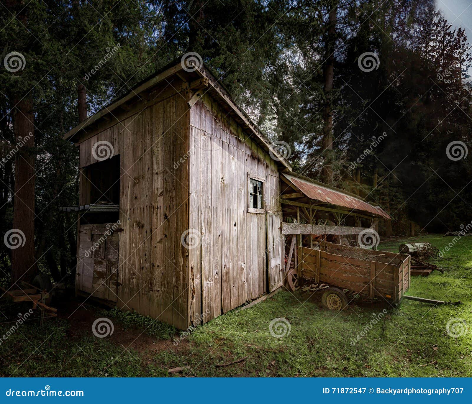 An Old Barn, Color Image stock image. Image of countryside - 71872547